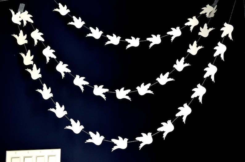 White Dove Garland: Wedding, Baptism, Shower Party Decoration - Etsy