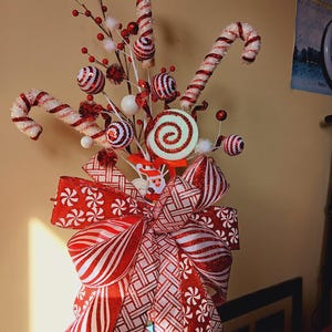 Christmas Tree Topper, Candy Cane Tree Topper Centerpiece, Land of ...