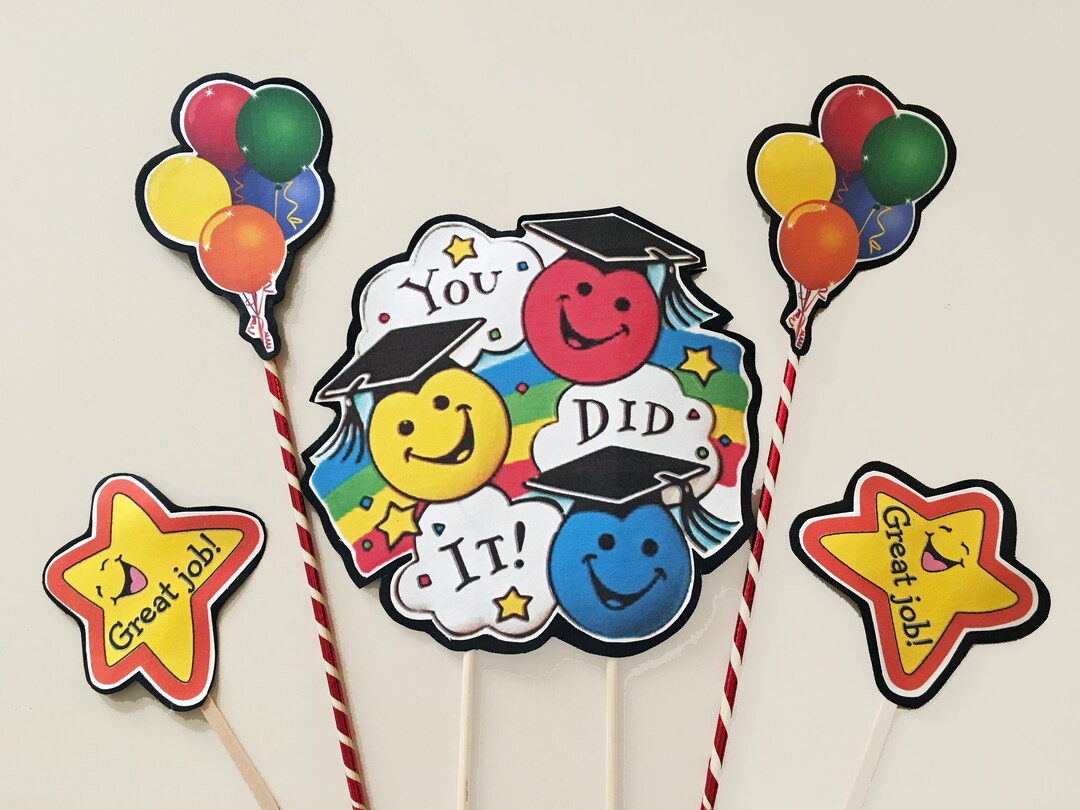 Graduation * Happy Face Cake Topper - Etsy