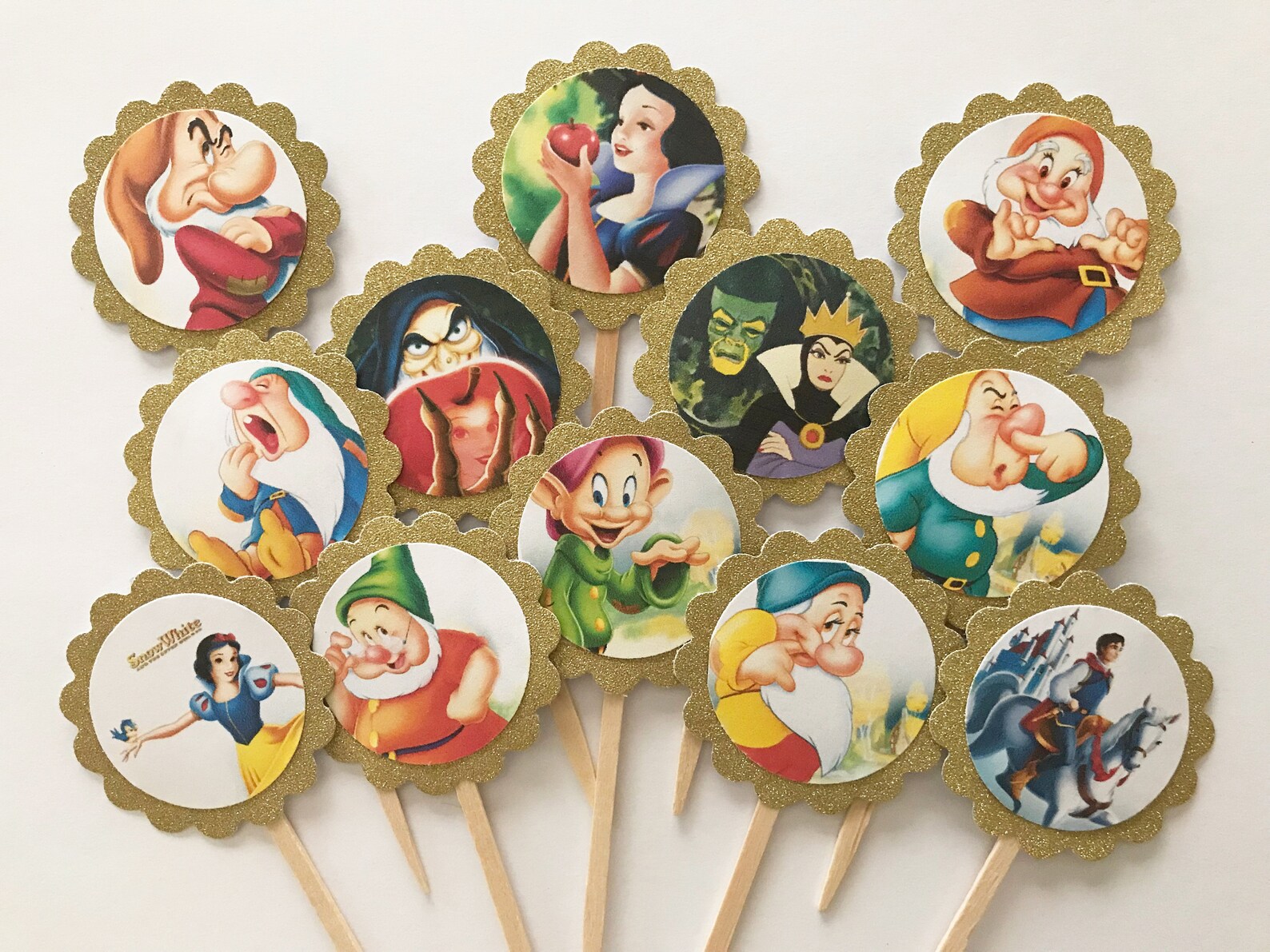 Princess * Snow White Cupcake Toppers - Etsy
