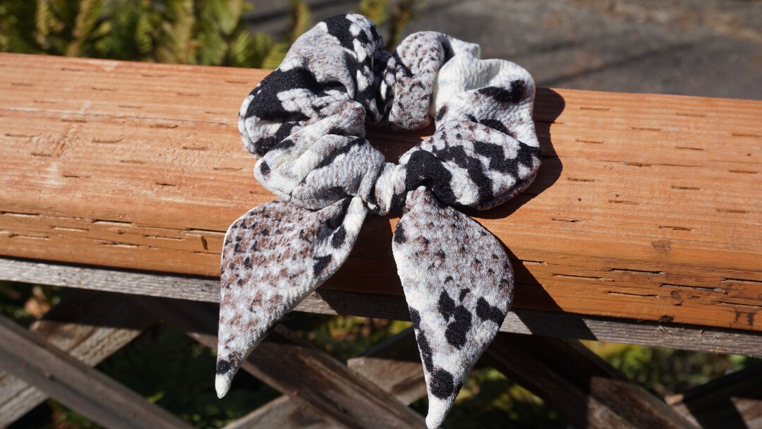 Snake Skin, Bow Knot, Ribbed, Knit, Scrunchie, Scrunchies, Christmas ...