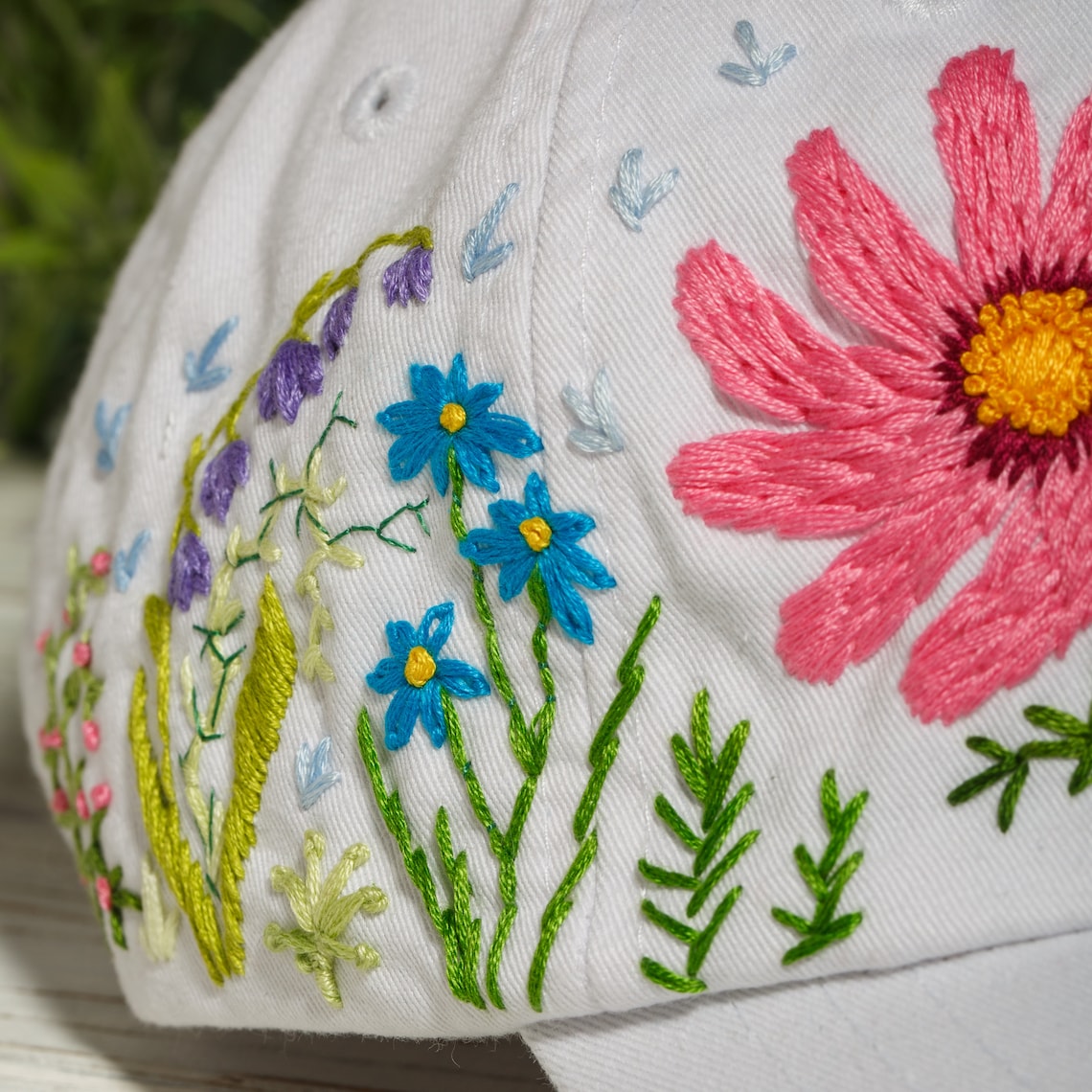 Hand embroidered flower baseball cap white stitched hat for - Etsy México