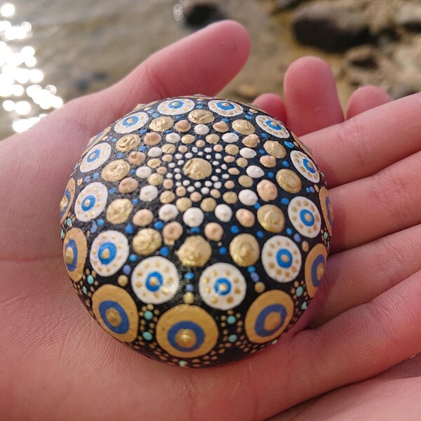 Gratitude Rock - Etsy