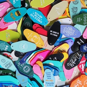 Personalized Hotel Keychains 100pcs - Custom Motel Keychains - UV ...