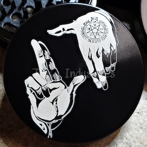 Hellsing Ultimate Alucard Hands Pentagram Herb Grinder 63mm 2.5 Inches ...