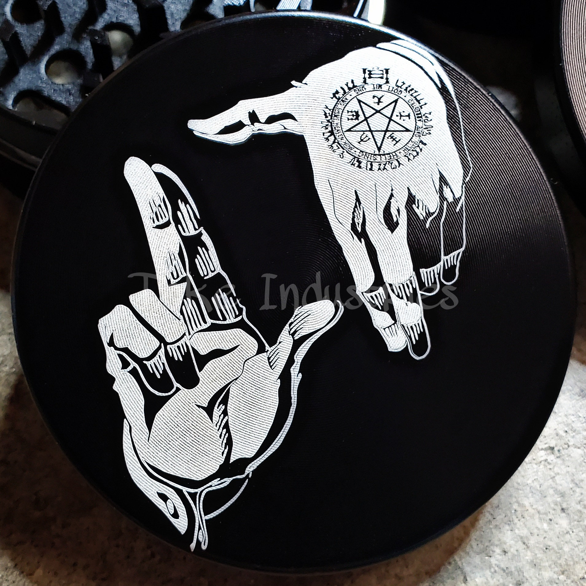 Hellsing Ultimate Alucard Hands Pentagram Herb Grinder 63mm | Etsy