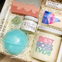 Professional Cozy Gift Box for Men & Women for Holidays, Corporate ...