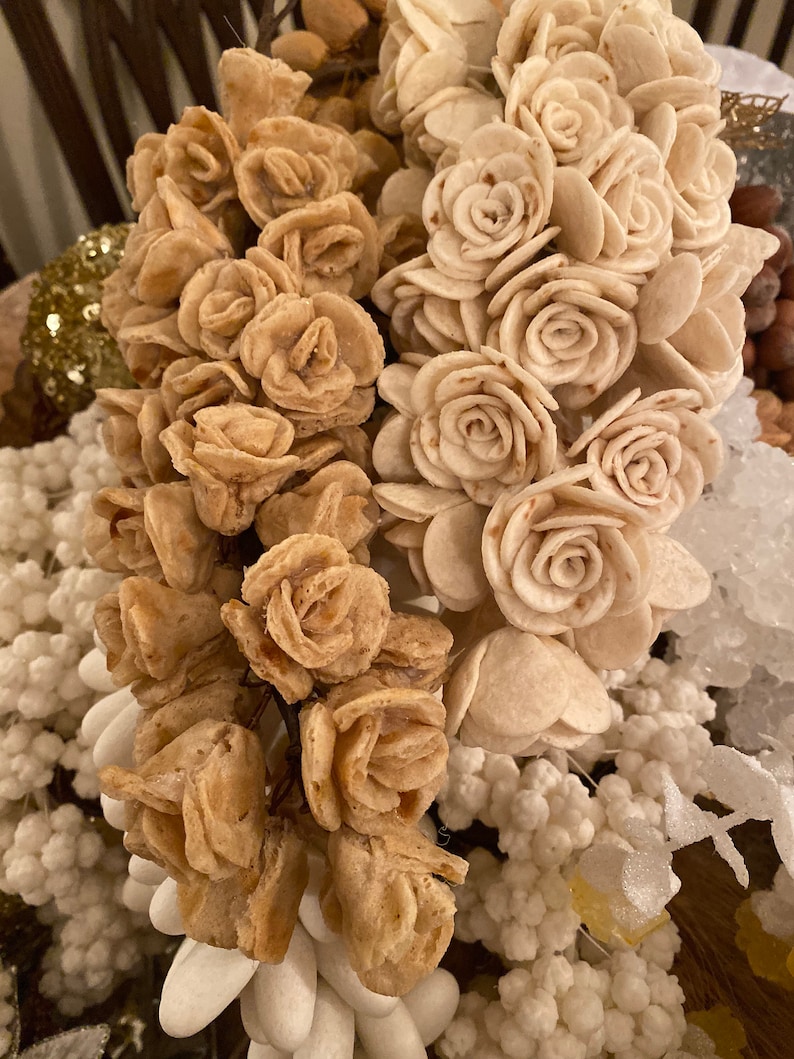 Sofreh Aghd Bread Flower Cluster ( Sangak or White Bread Flower Cluster ...