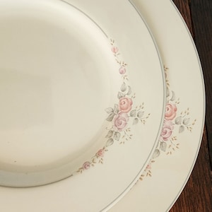 Vintage Pfaltzgraff Trousseau Dinnerware Set Roses - Etsy