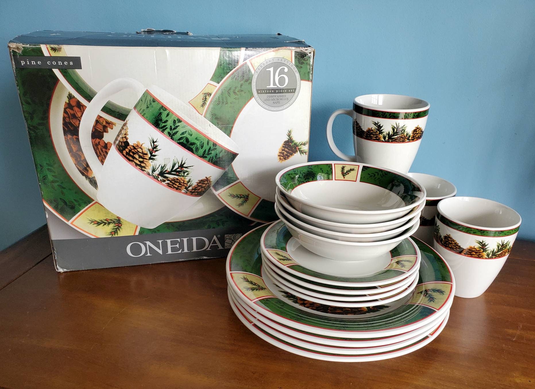Pine Cones Dinnerware Set by Oneida - Etsy
