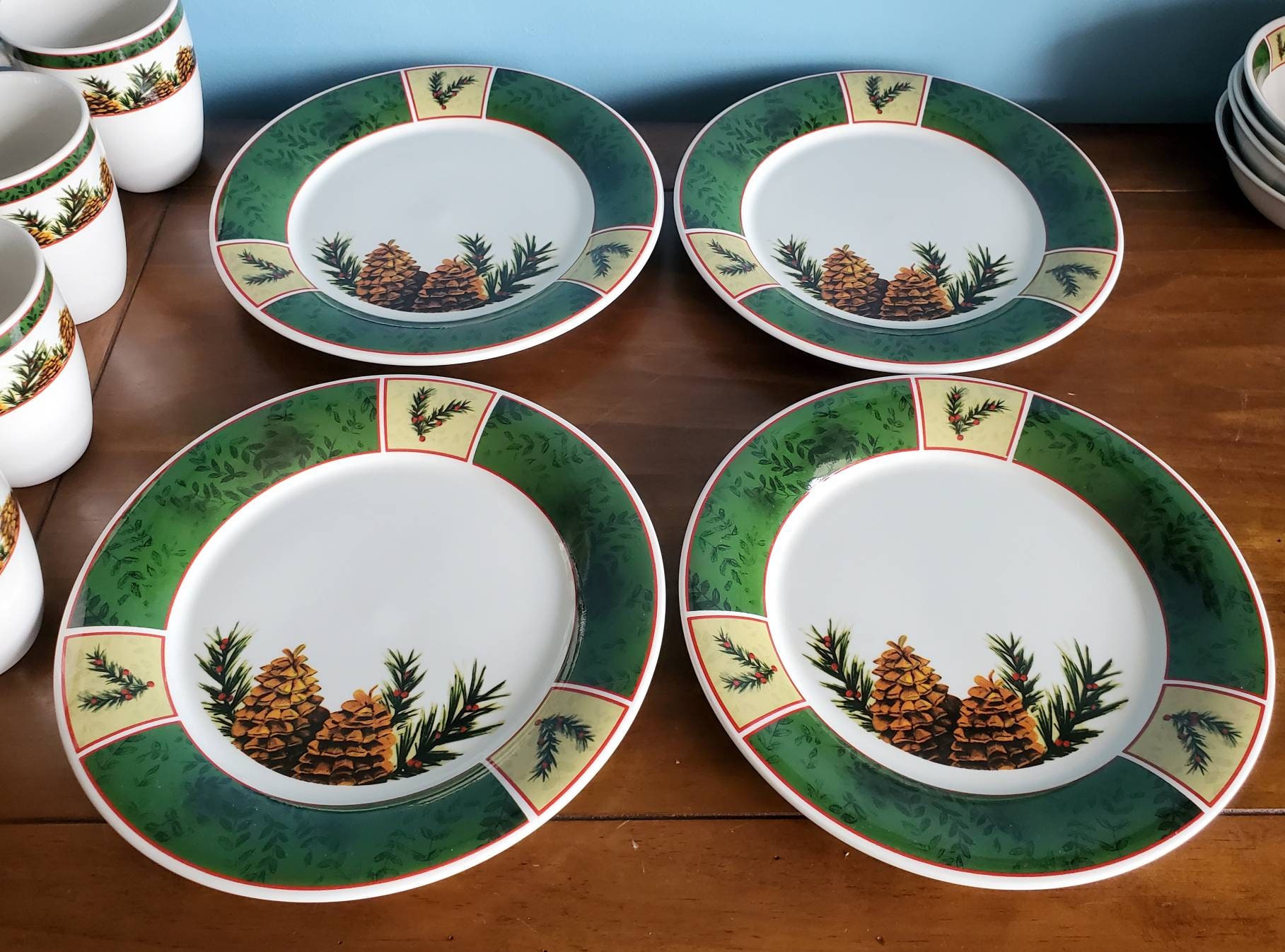 Pine Cones Dinnerware Set by Oneida - Etsy
