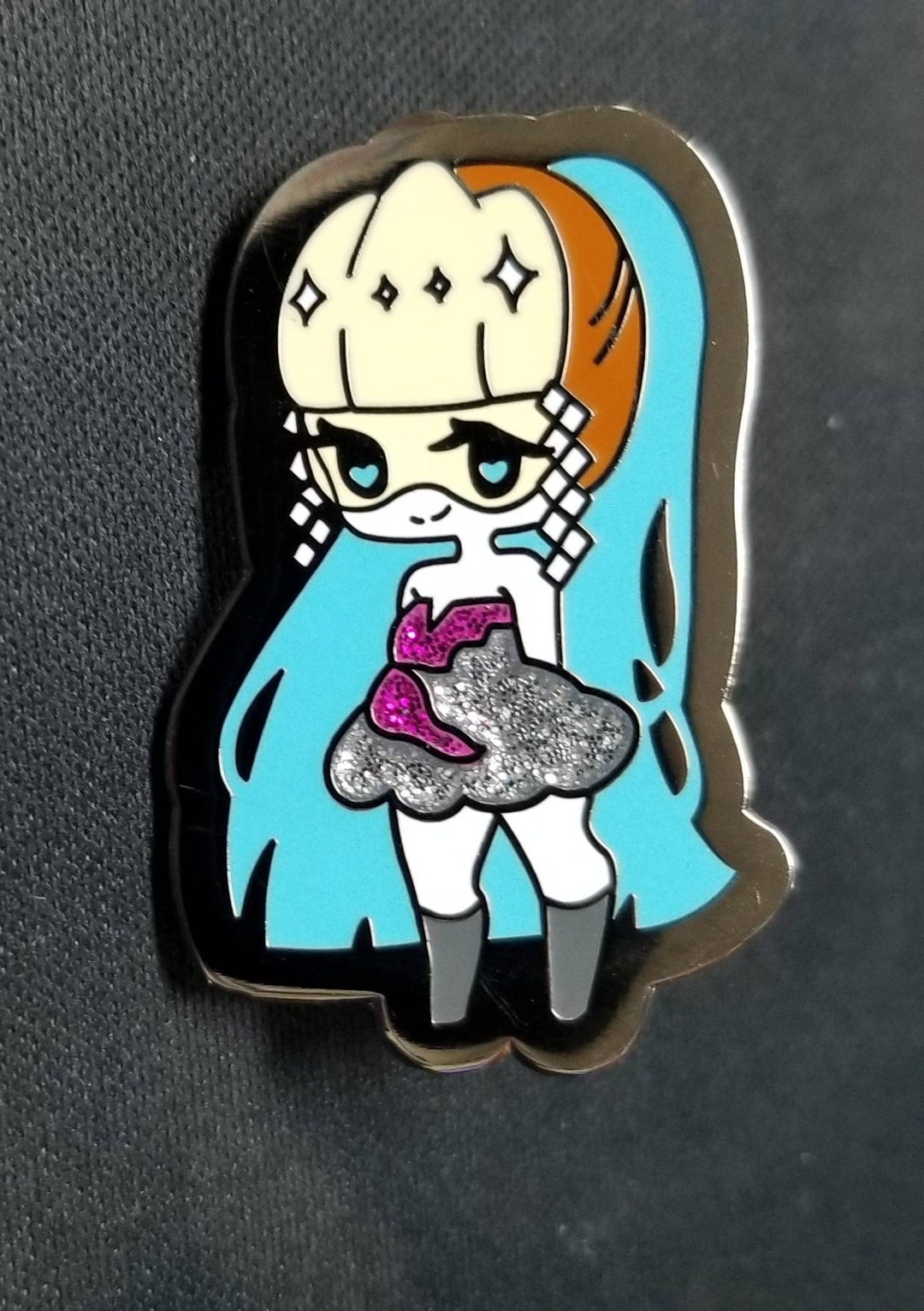 Blackpink Lisa Enamel Pin - Etsy