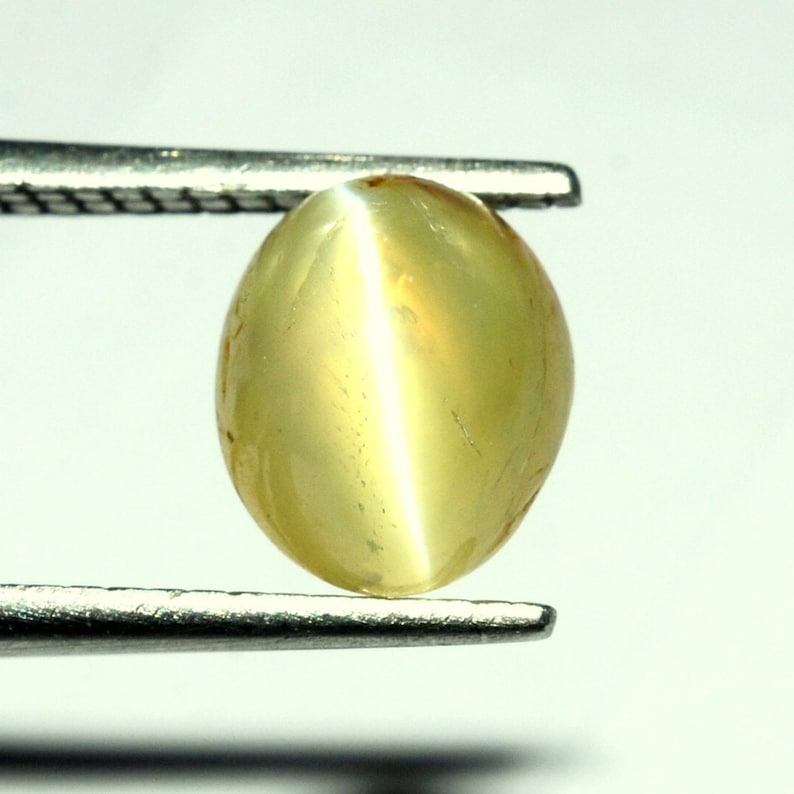 Natural Yellow Chrysoberyl Cat's Eye Gemstone: Polished Cabochon (8x6 ...