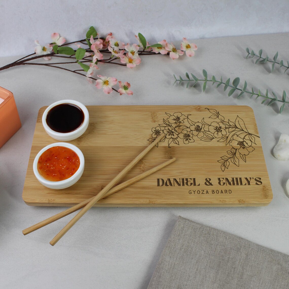 Personalised Sushi Gift Set, Sushi Board, Chopsticks & Dip Dishes ...