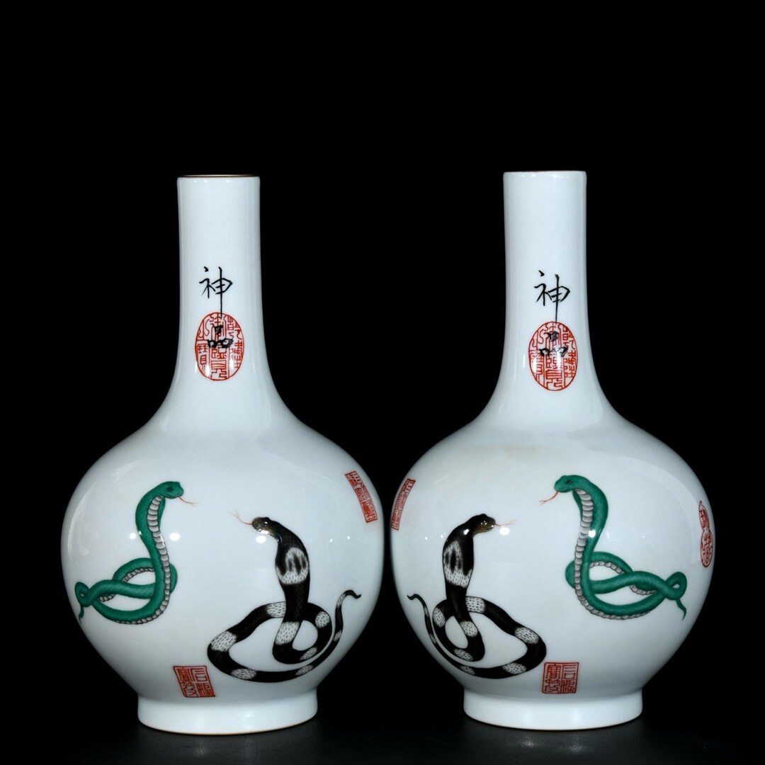 A Pair of Exquisite and Rare Chinese Antique Hand-painted Enamel Long ...