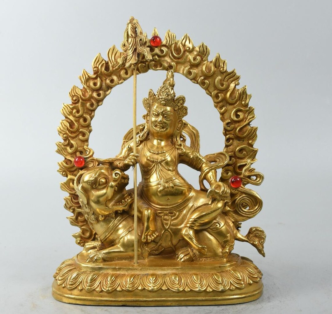 Ornamenti della statua del re Buddha in bronzo dorato, raro, antico ...