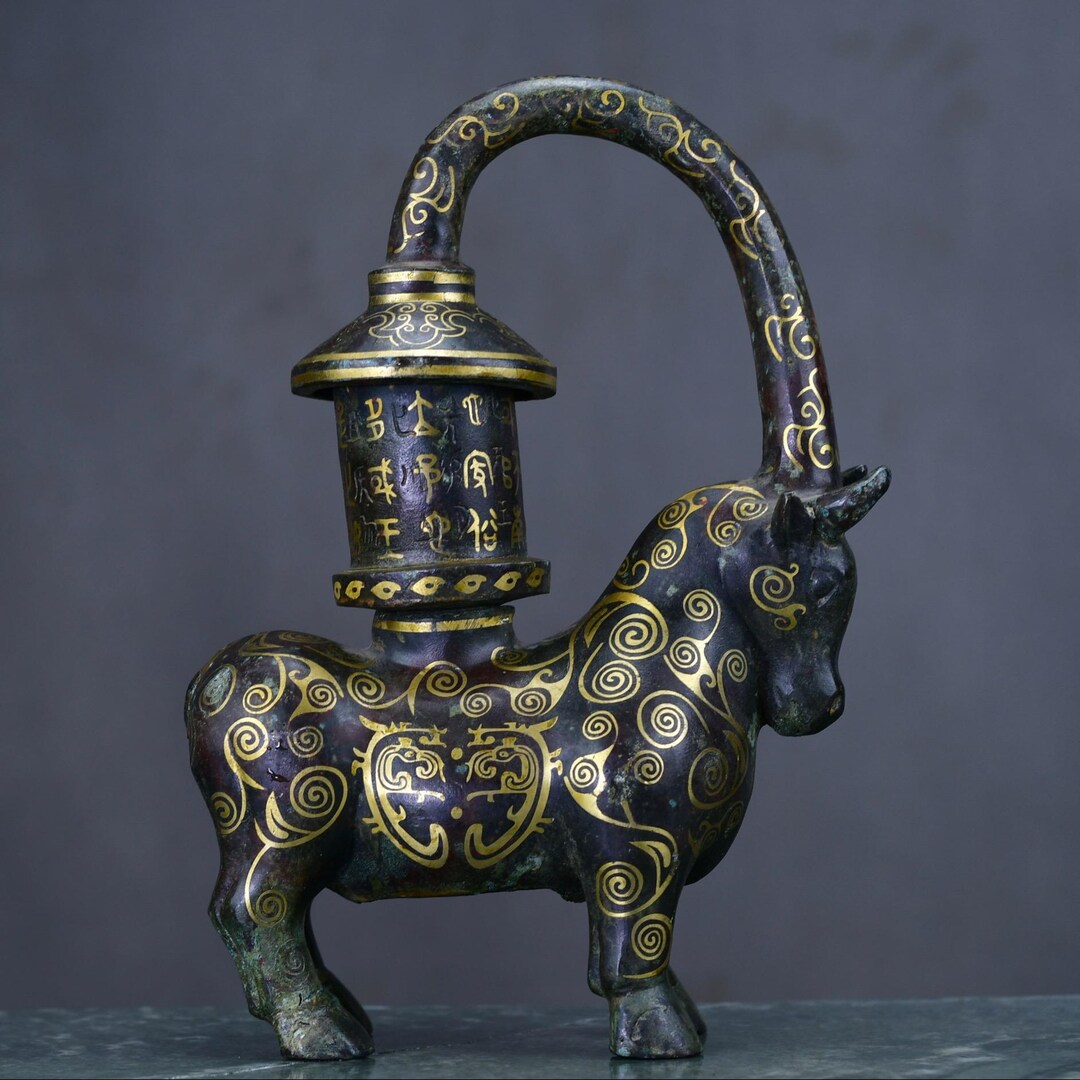 Exquisite and Rare Bronze Bull Lamp Statue Ornament Crafted by Hand ...