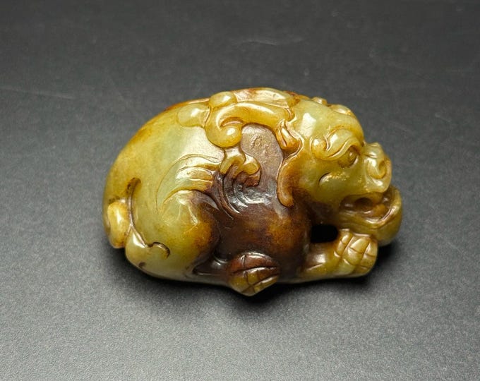 Exquisite and Rare Chinese White Jade Hand-carved Jade Beast Statue ...