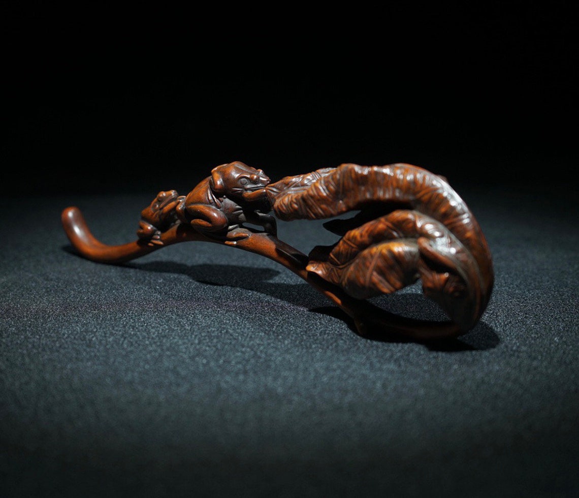 Chinese Antique Boxwood Hand-crafted Carefully Carved Frog Pen - Etsy