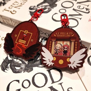 Good Omens - Book-a-gotchi - Shaker Keychain - Etsy