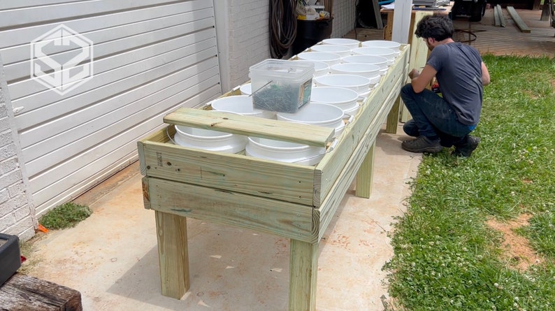 Raised 5-gallon Bucket Garden Bed - Etsy