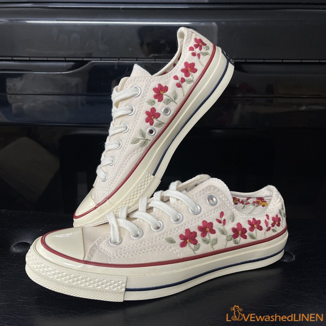 Embroidered Converse Chuck Taylor Low Tops: Custom Floral Design - Etsy