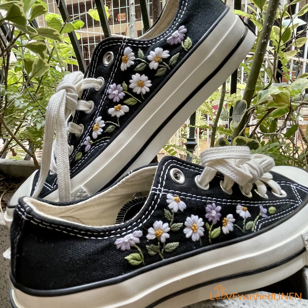 Embroidered Converse/ Custom Converse Chuck Taylor Embroidered Flowers ...