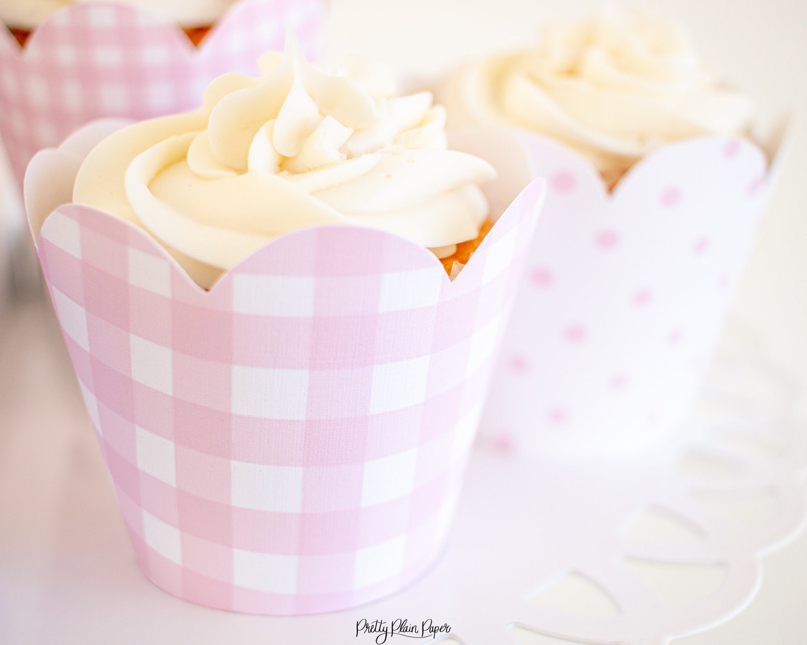 Pink Gingham Cupcake Wrappers & Pink Polka Dot Cupcake - Etsy