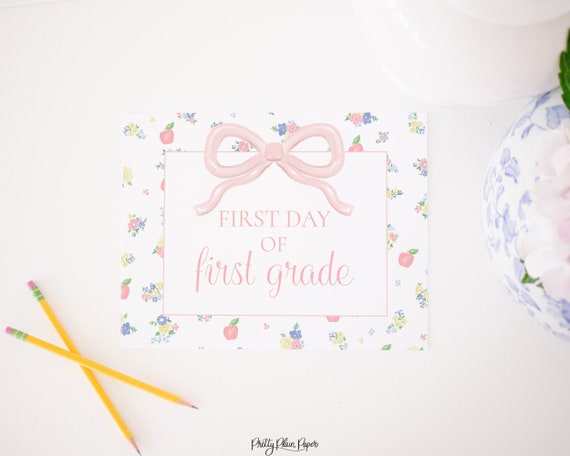 Floral & Pink Bow First Day of School Sign Watercolor First - Etsy