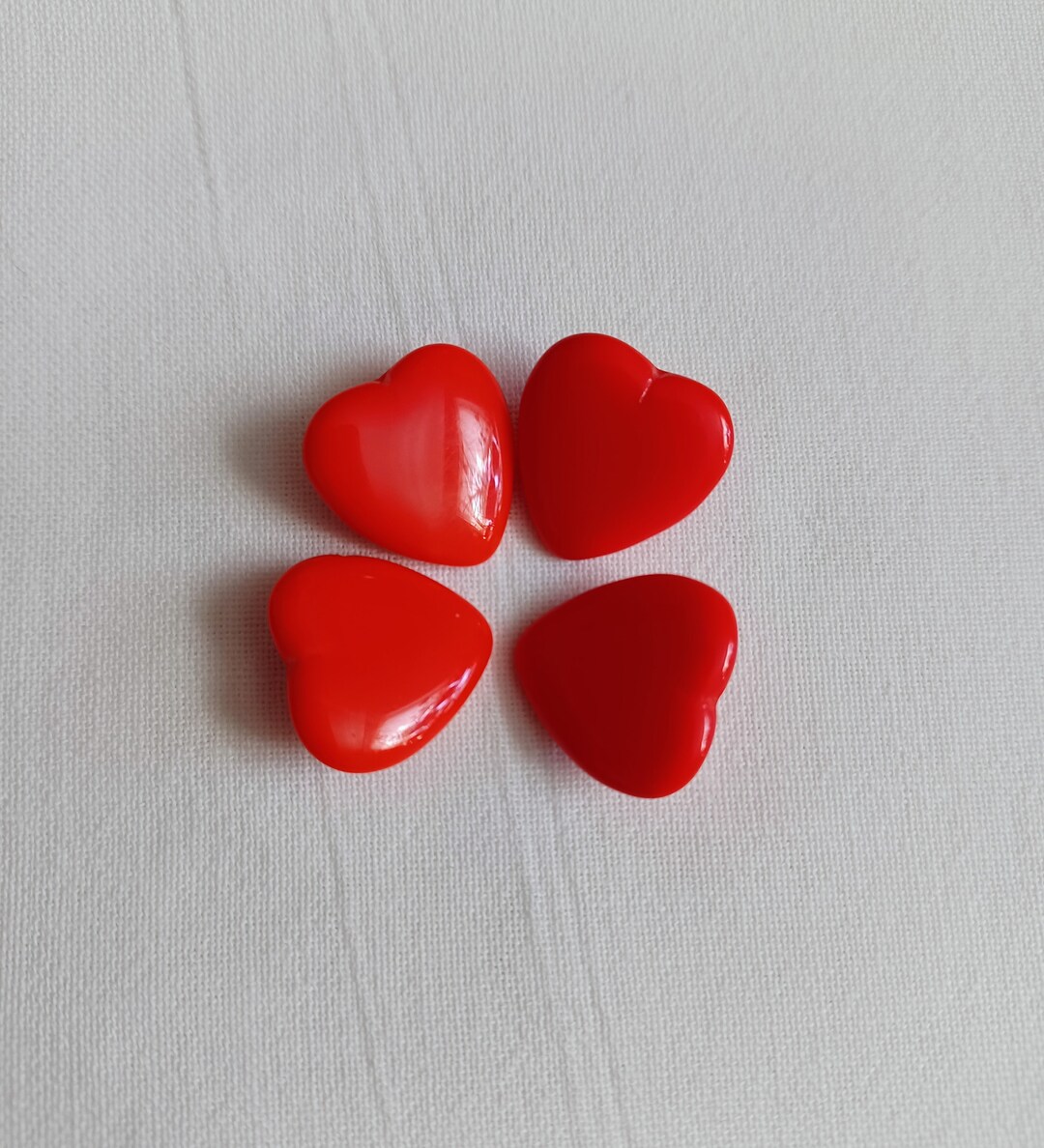 Set of 4 Puffy Heart Red Plastic Buttons 1 1/2 CM Tall by 1 3/4 CM Wide - Etsy