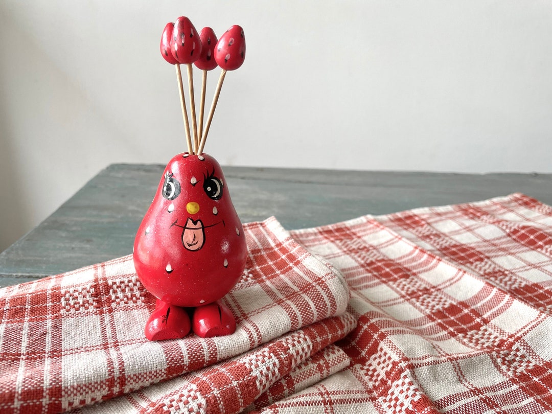 Strawberry Fruit Cocktail Sticks Fruit Spears Summer Picnic Summer 2022 ...