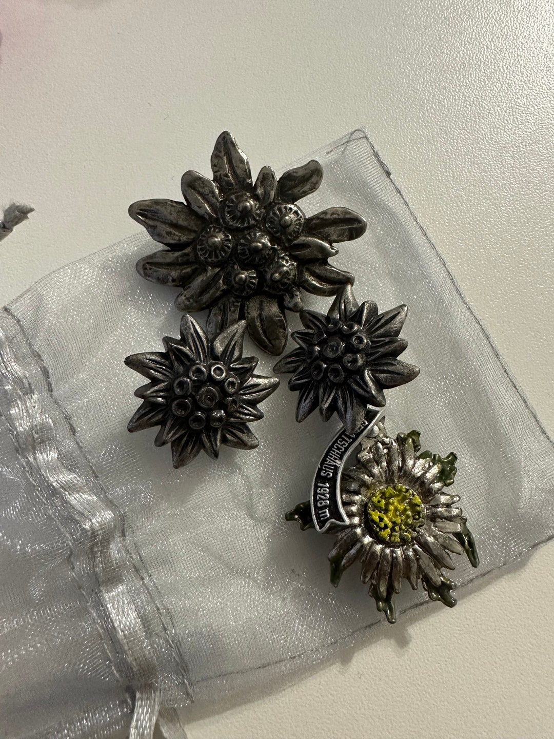 Edelweiss Heart Necklace Jewelry - Etsy