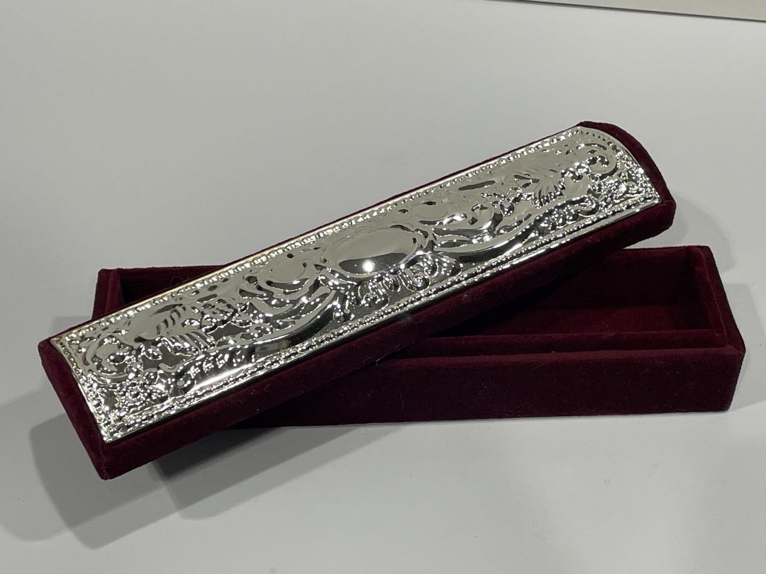 Godinger, Red Velvet Gift Box With Ornate Silvertone Lid, Red Velvet ...