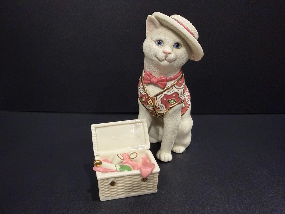 Lenox Parvaneh, Perfect Day for a Picnic, Cat in Boater Hat With Pink ...