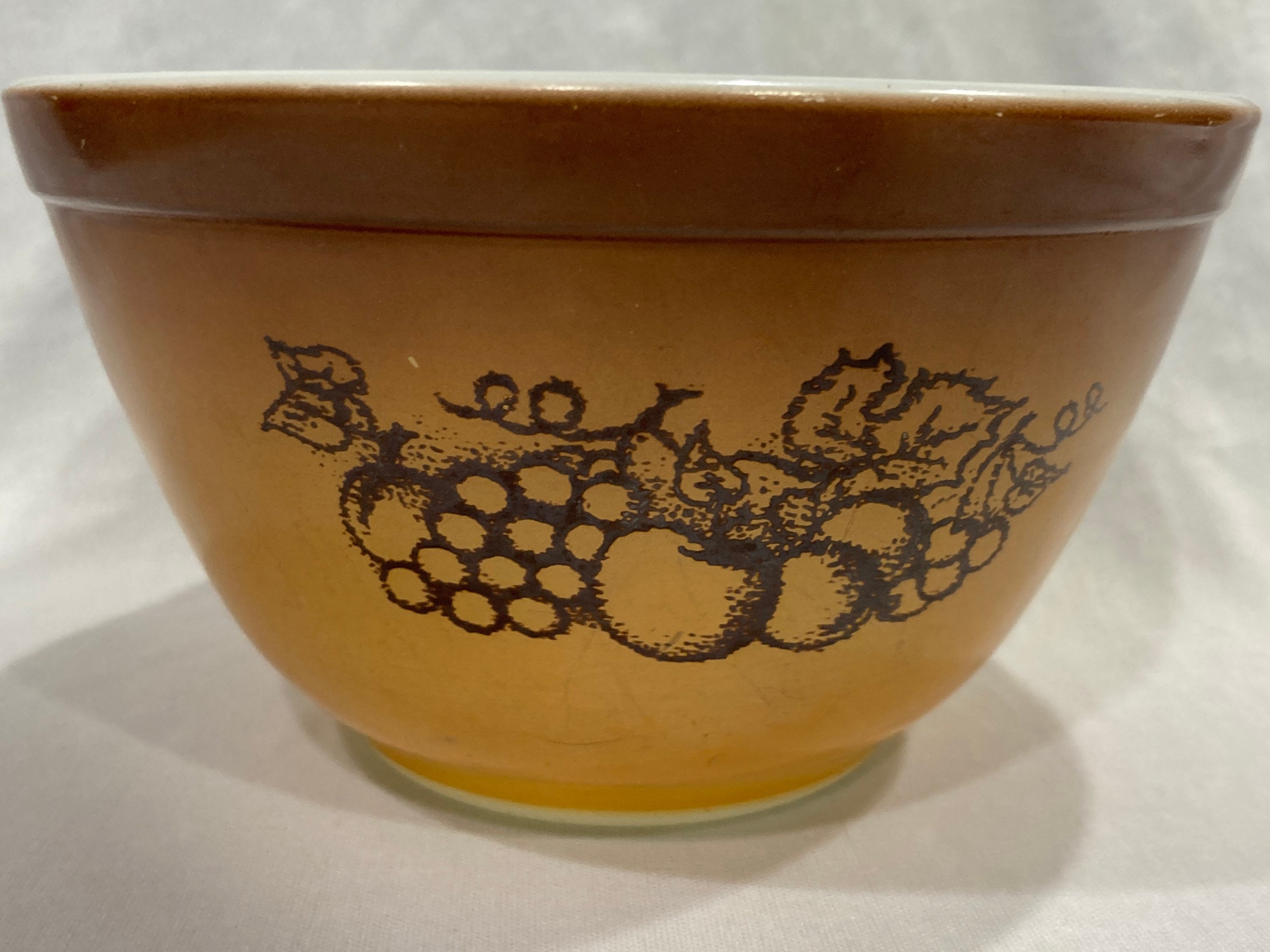 Vintage Pyrex Old Orchard 401 1.5 qt Mixing Bowl | Etsy