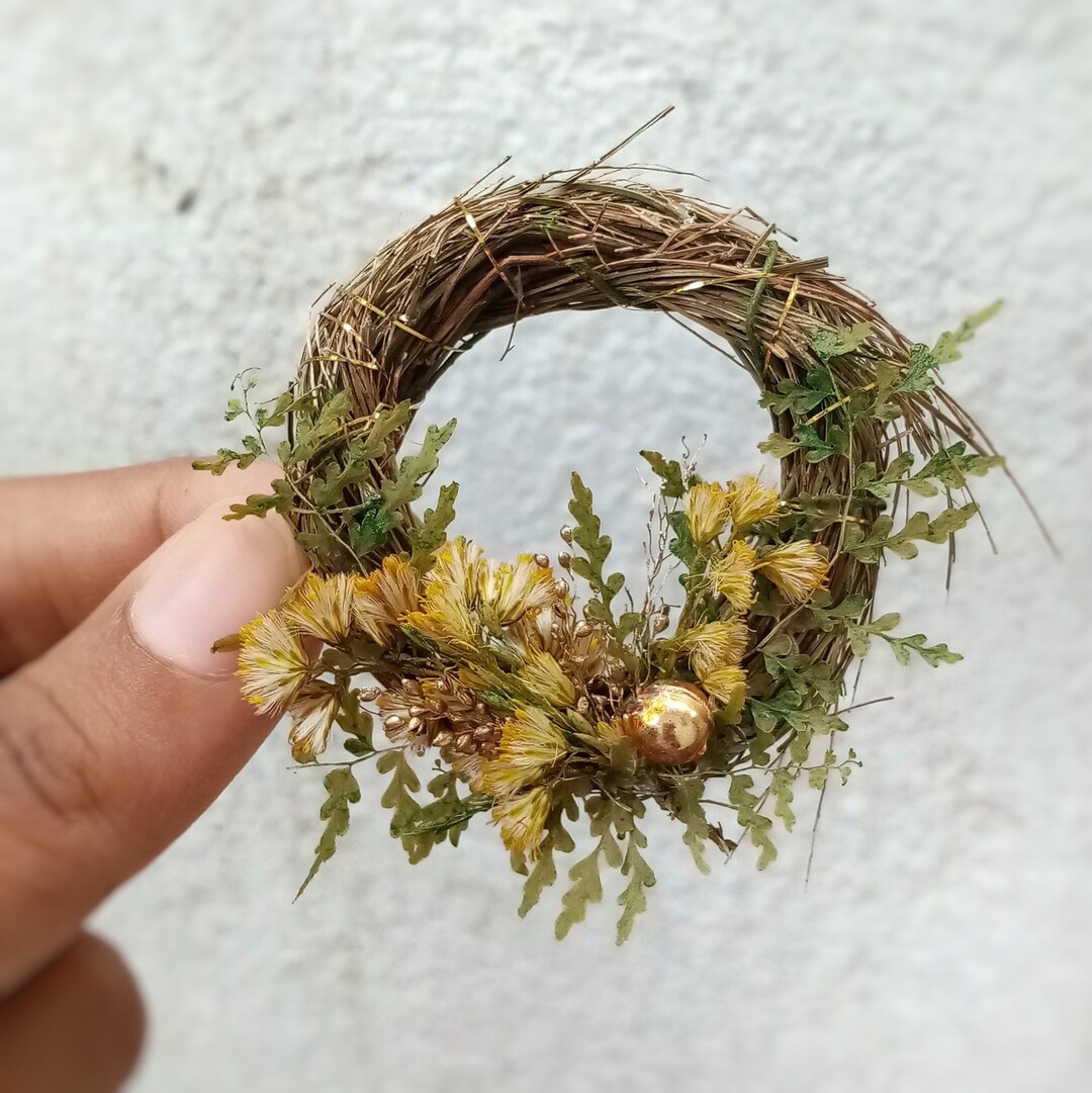 Miniature Pressed Flower Wreath, Christmas Door Wreath, Dry Flower ...