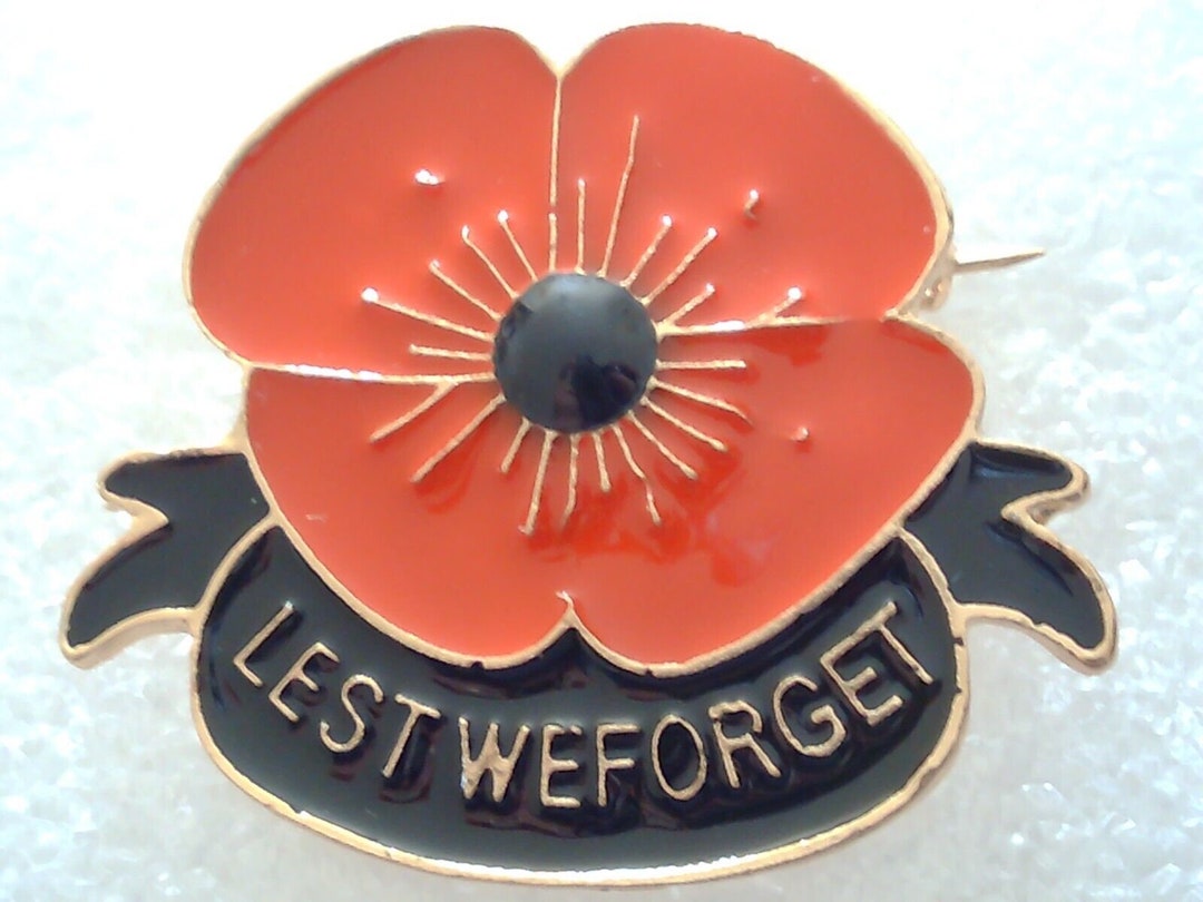 Anzac Day the Great War Lest We Forget Commemorative Poppy Badge-pin ...