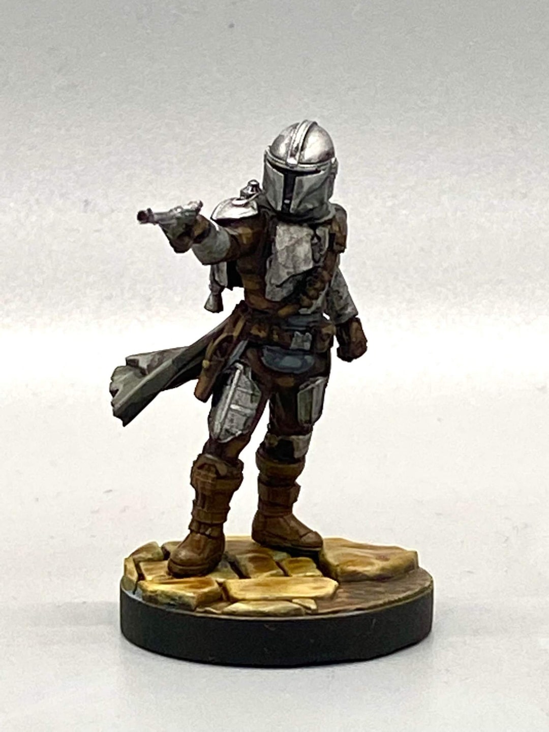Mando Crusader of the Way Miniature - SW Legion Compatible (38-40mm ...