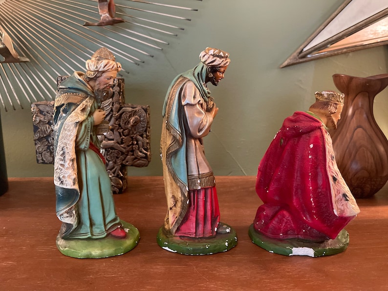 Columbia Statuary Chalkware Nativity Figurine Wise Man Kings 9.5” Tall ...
