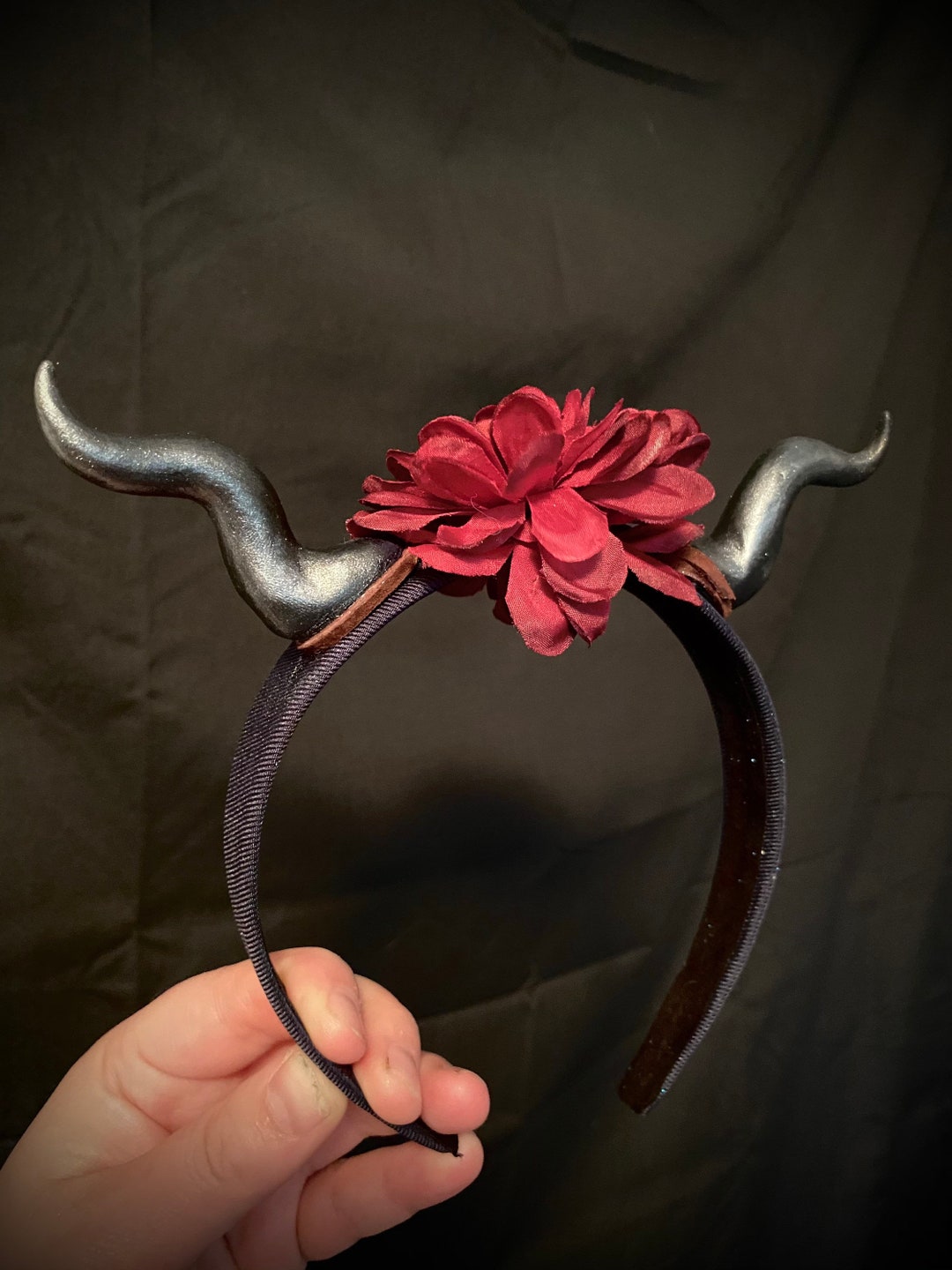 Wavy Horns - Etsy