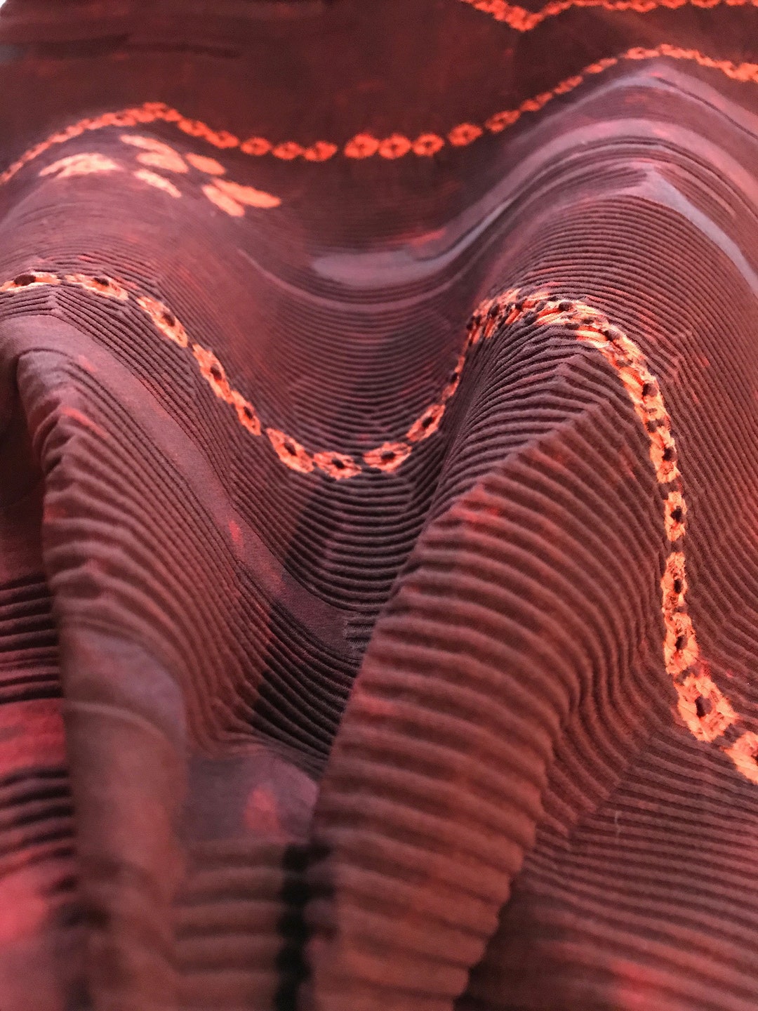 Shibori Plisse Kimono silk, shibori, corrugated silk fabric, deep red ...