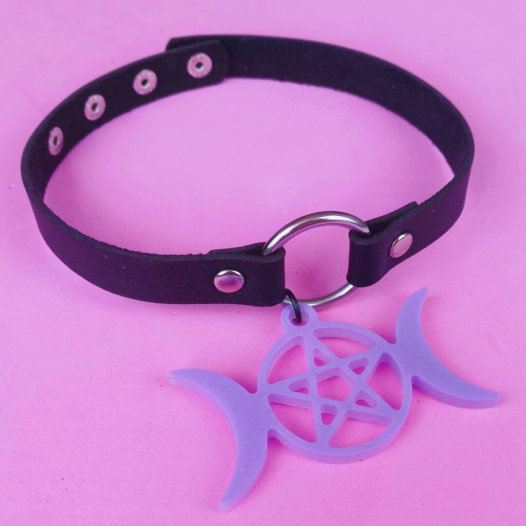 Triple Moon Witch Choker - Etsy