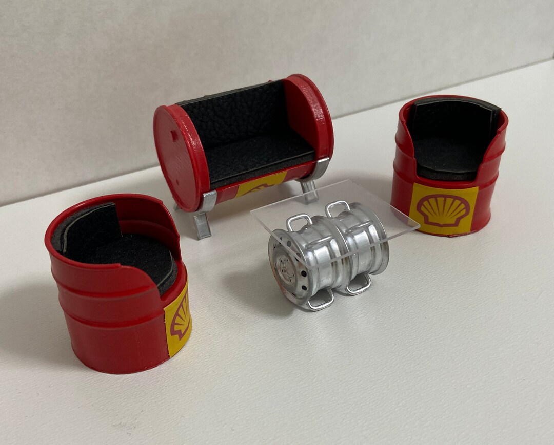 Diorama 1-18 Scale / Coffee Table / Hand Paint / Chairs Sofa / Workshop ...