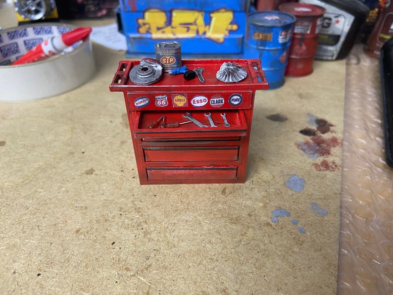 1:18 Scale / Workshop Desk / Diorama Accessories / Prop Diorama ...