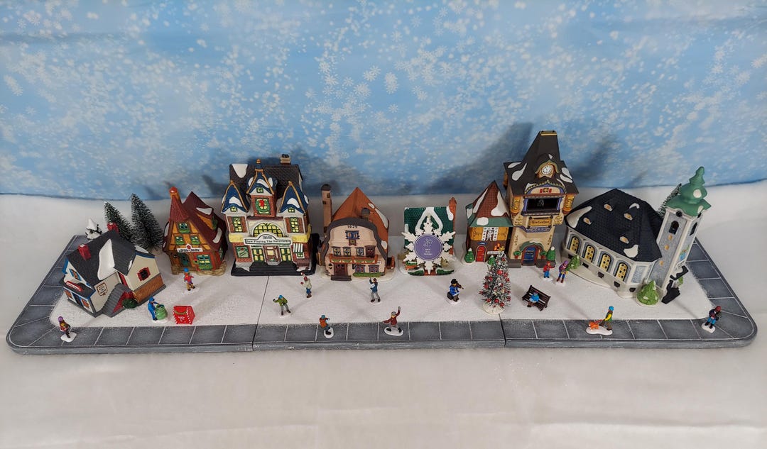 CHRISTMAS Village Display Platform for Lemax / Department 56 / Dickens ...