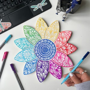 Zentangle Rainbow Flower - Etsy