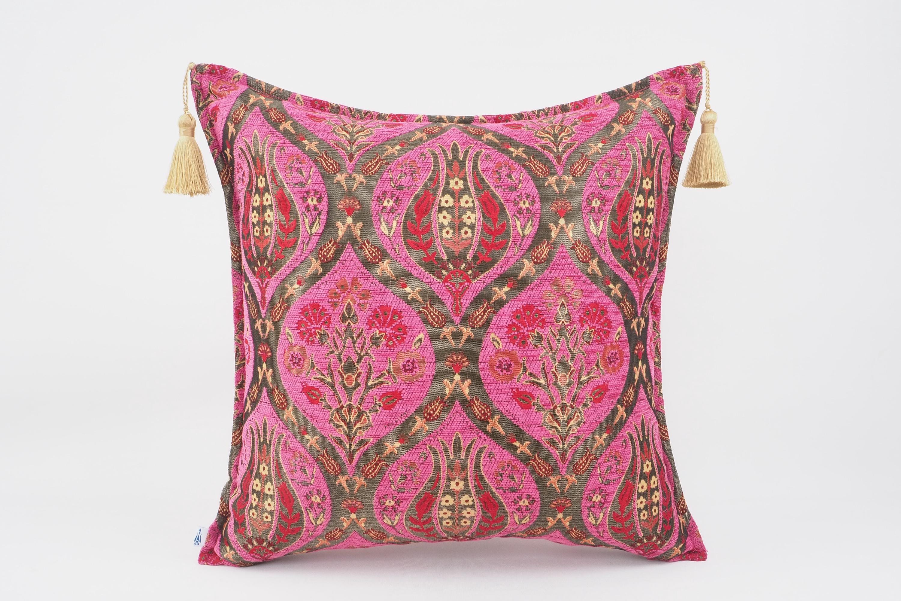 Fabric Pillow, Fabric Pillow 20x20, MAZENDA PINK Tulip Pattern Fabric ...