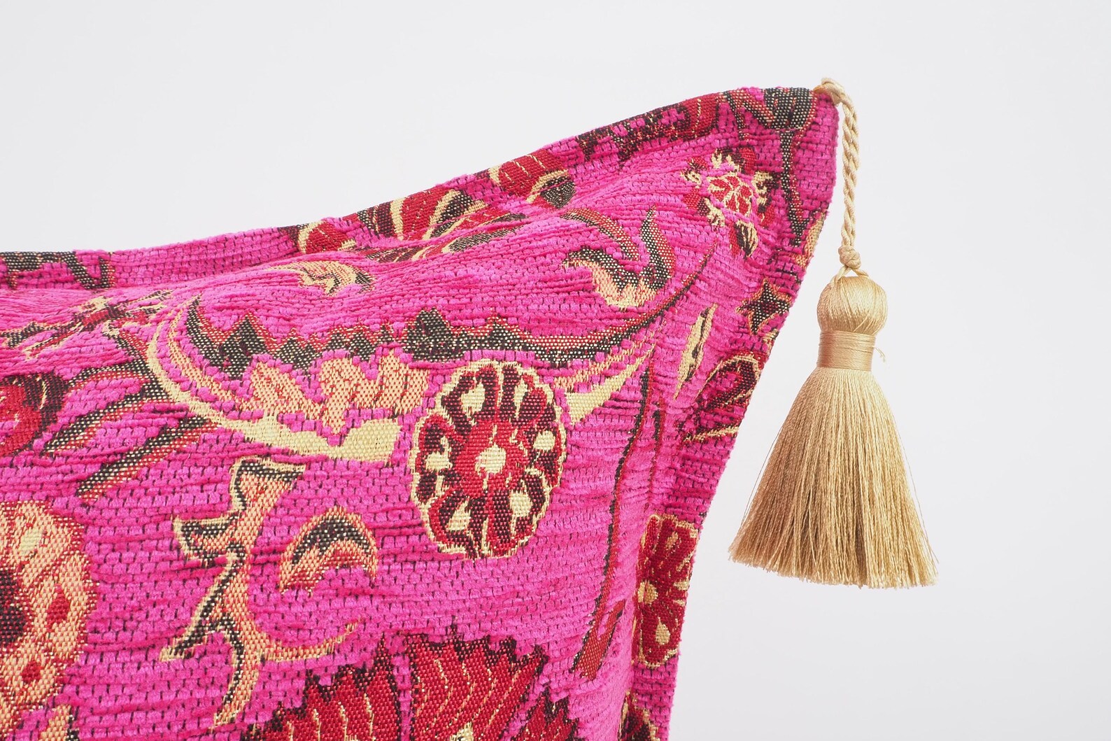 Fabric Pillow 20x20, Fabric Pillow, Mazenda Pink Carnation Pattern ...