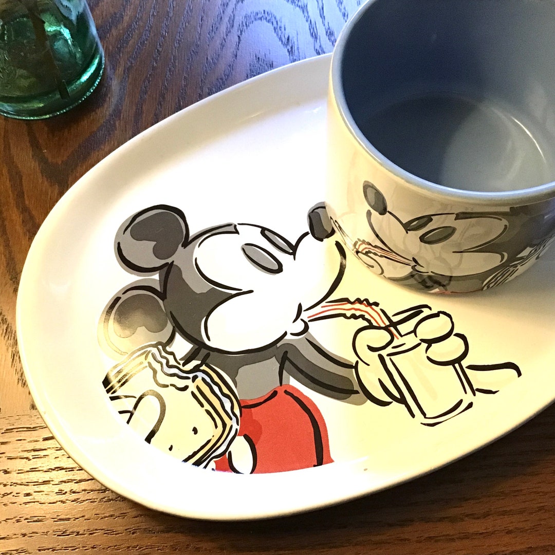 Disney Sketched Mickey Mouse Dinner Set - Etsy