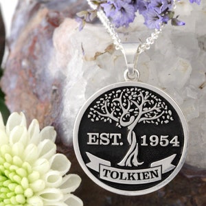 Custom Family Tree Round Embossed Pendant - 20mm - Personalize With ...